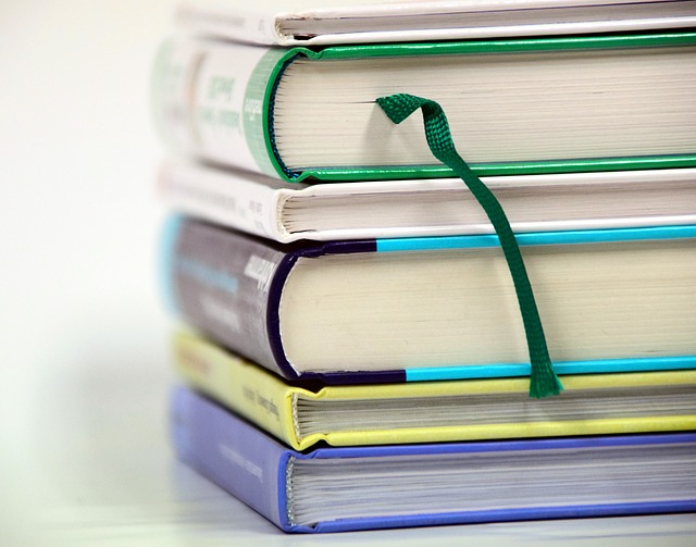 Apa Itu Buku Teks dalam Pendidikan